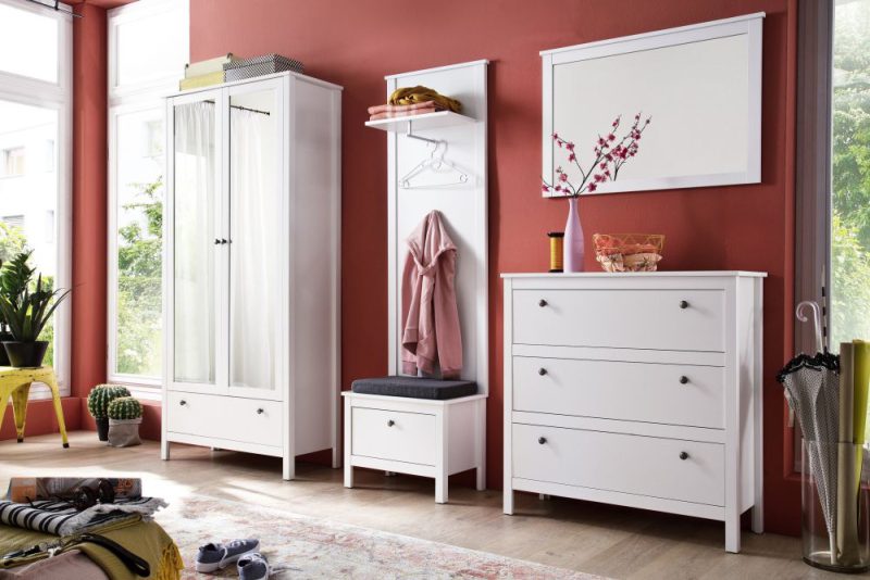 Jak zaaranżować ciekawy przedpokój? Meble Arkadius